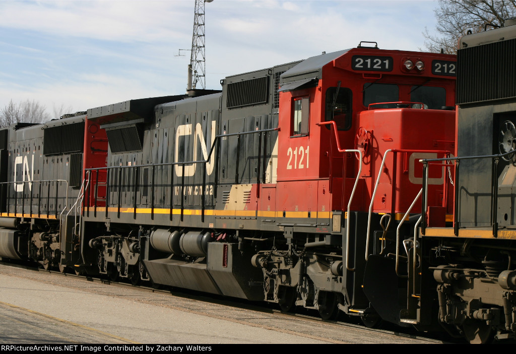 CN 2121